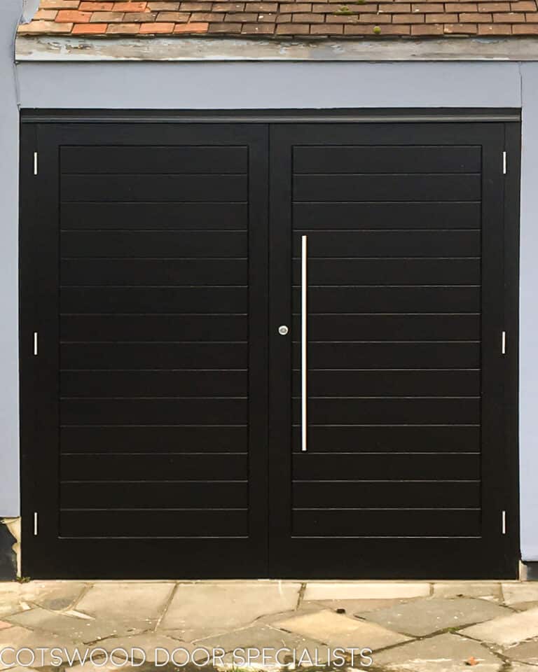 Contemporary garage doors - Cotswood Doors London